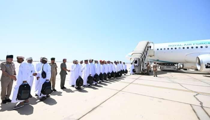 Omani Military Hajj Mission Returns
