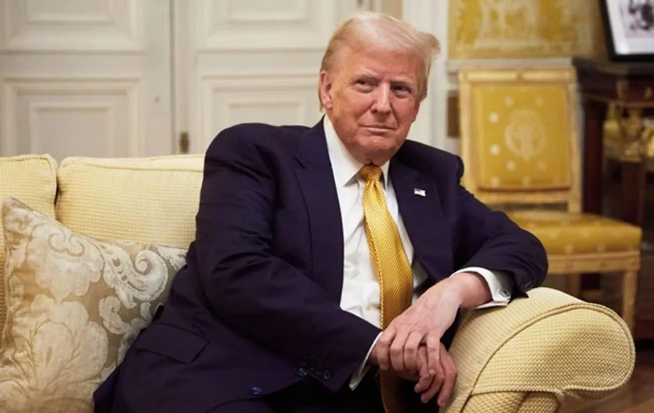 Trump Reveals the Stunning F-47 Sixth-Generation Fighter Jet - Times Of ...